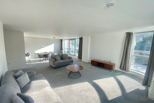 4 bed flat to rent in Waterside Way, Nottingham NG2, £2,000 pcm - Zoopla