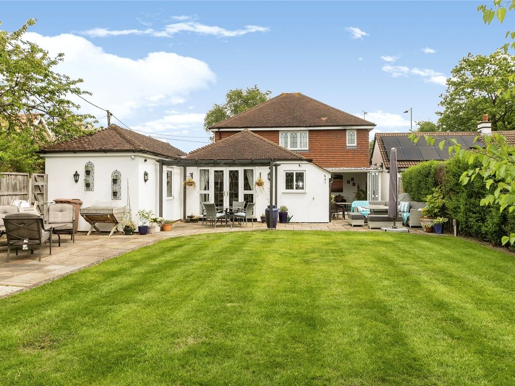4 bed detached house for sale in Reading Road, Winnersh, Wokingham RG41 ...