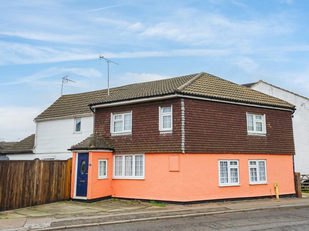 3 Bed Semi Detached House For Sale In Hockliffe Road Leighton Buzzard
