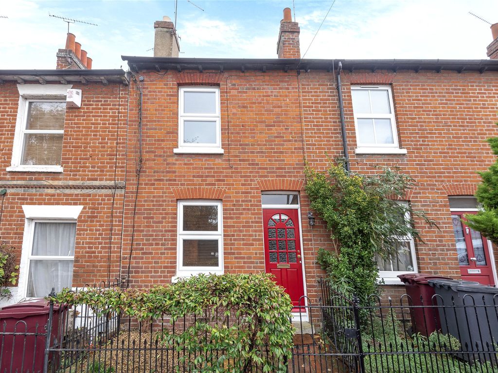 2 bed terraced house to rent in Chesterman Street, Reading, Berkshire ...