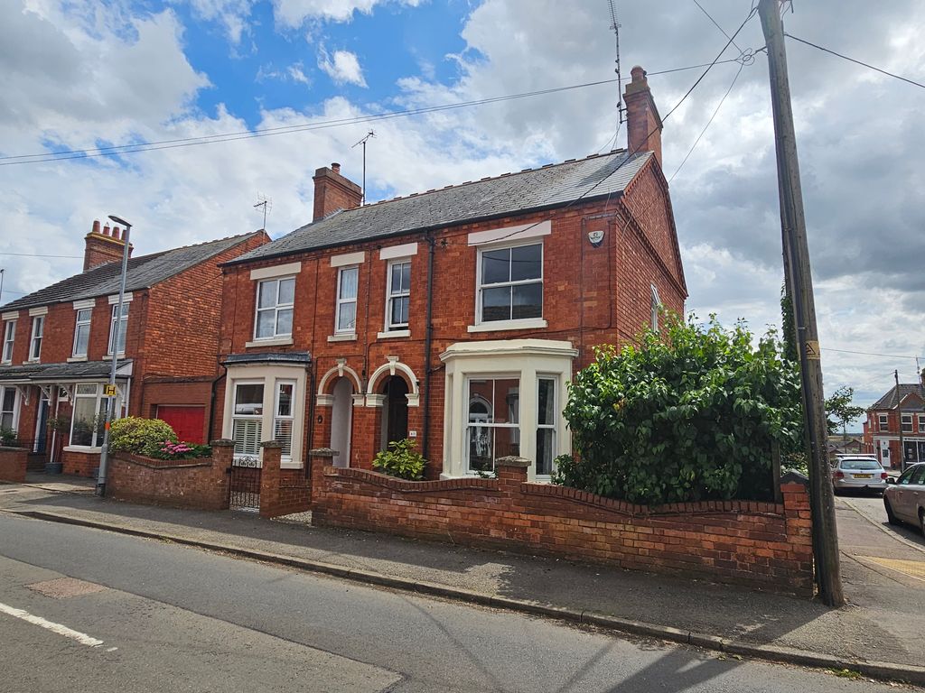 3 Bed Semi Detached House For Sale In Queens Road Wollaston