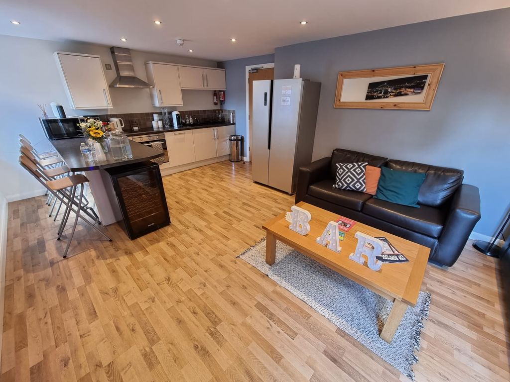 4 bed shared accommodation to rent in Stepney Lane, Newcastle Upon Tyne ...
