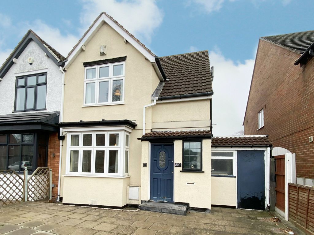 3 bed semi-detached house for sale in Longmore Road, Shirley, Solihull ...