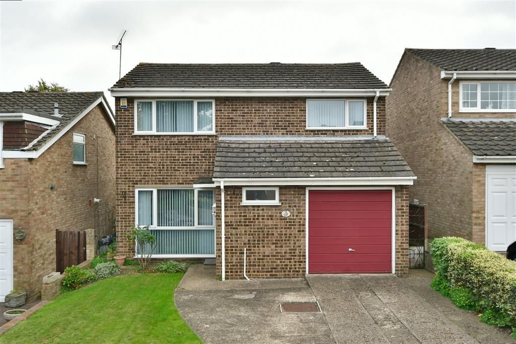 4 Bed Detached House For Sale In Russet Close Strood Rochester Kent