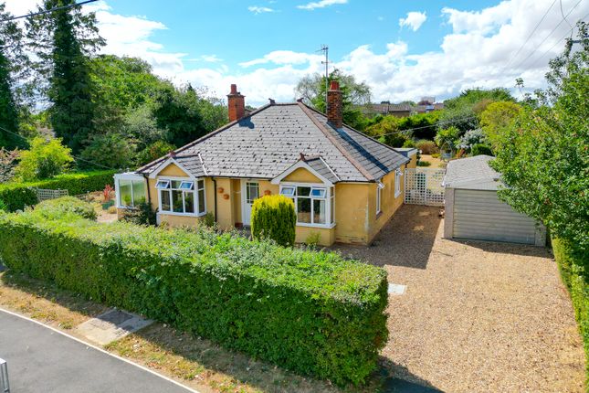 Colne Road, Bluntisham, Huntingdon PE28, 3 bedroom detached bungalow ...