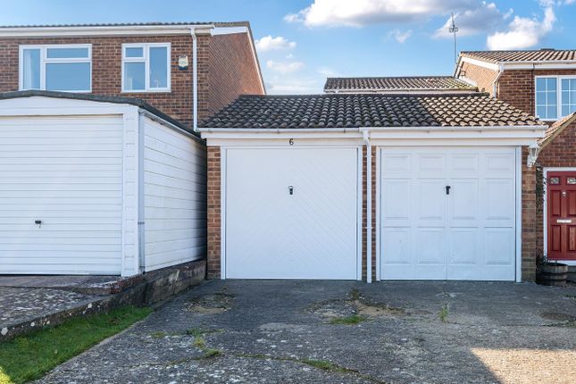 Blackbird Close, Flitwick MK45, 2 bedroom semi-detached house for sale ...