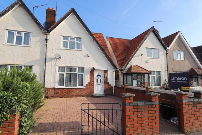 Thornton Avenue West Drayton Ub7 3 Bedroom Semi Detached House For