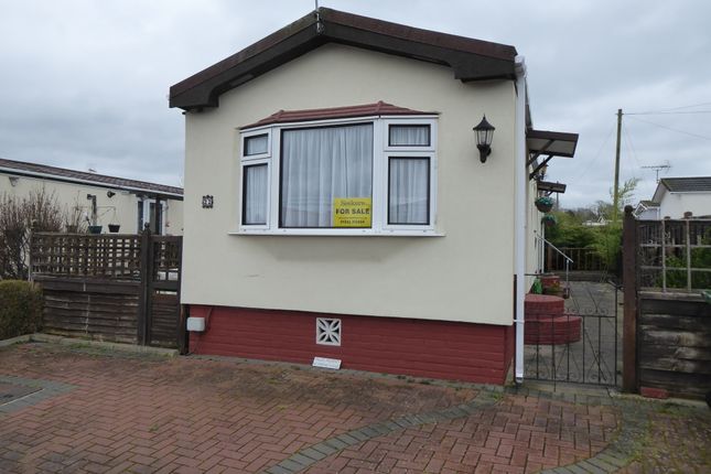 Surrey Hills Park, Normandy, Guildford, Surrey, 2Az GU3, 2 bedroom ...