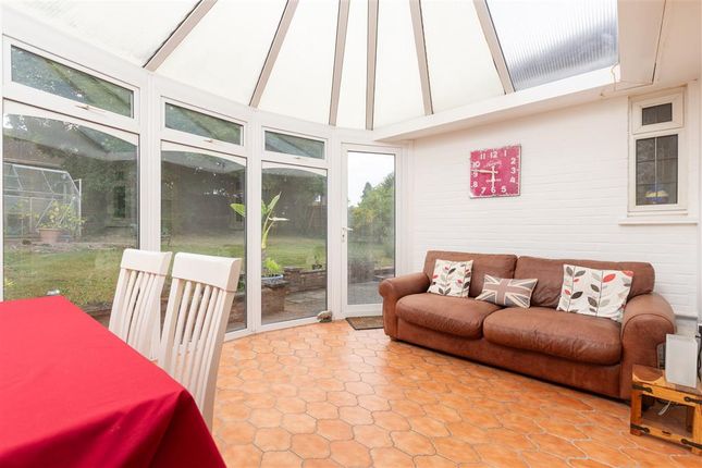 Istead Rise, Istead Rise, Gravesend, Kent DA13, 3 bedroom semi-detached ...