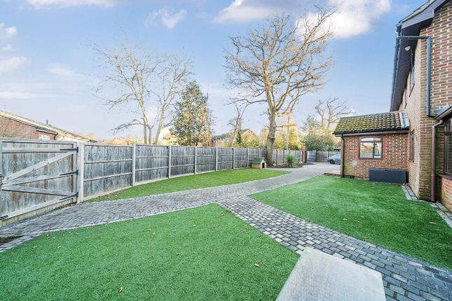 Moulsham Copse Lane, Yateley GU46, 6 bedroom detached house for sale ...