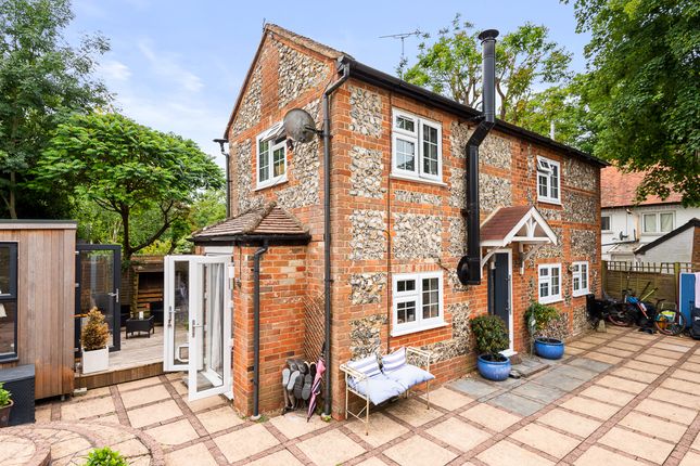 Homes for Sale in Remenham Row, Wargrave Road, Henley-on-Thames RG9 ...