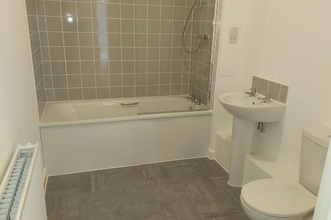 Harrow View, Harrow, Middlesex HA2, 2 bedroom flat for sale - 60840890 ...