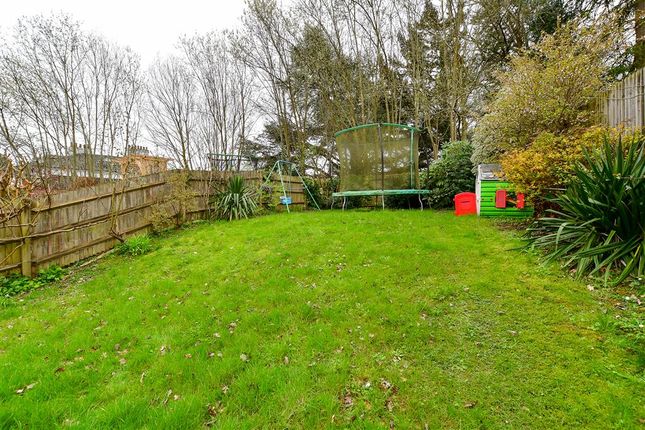 3 Bed Semi Detached House For Sale In Highwood Park Crawley West