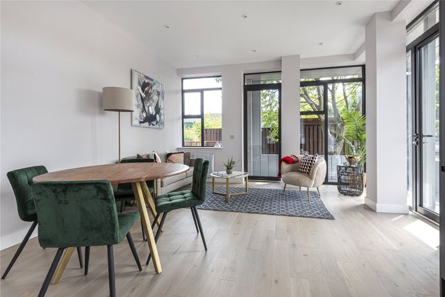 Albert Drive, Woking GU21, 1 bedroom flat for sale - 62201456 ...