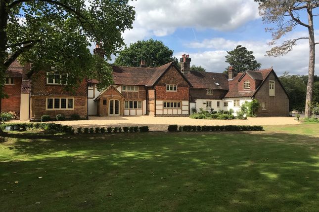 Homes to Let in Horley, Surrey - Rent Property in Horley, Surrey ...