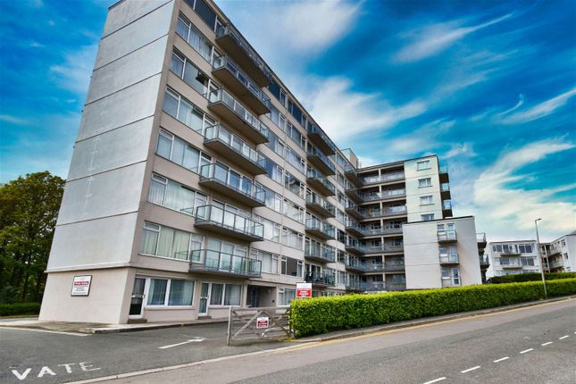25 Croft Court, The Croft, Tenby SA70, 2 bedroom flat for sale ...