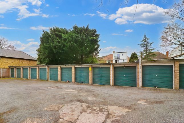 The Avenue, Berrylands, Surbiton KT5, 2 bedroom flat for sale ...