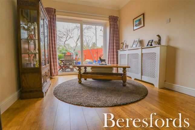 Front Lane, Upminster RM14, 4 bedroom semi-detached house for sale ...