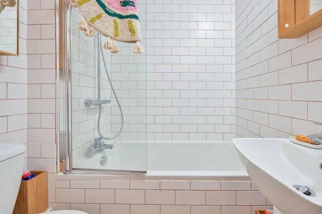 Bampton Road, Forest Hill, London SE23, studio for sale - 70533392 ...