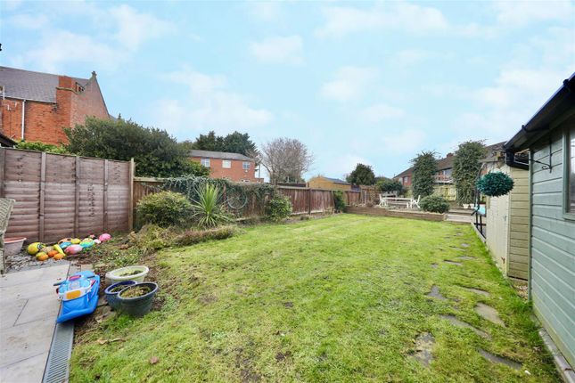 Oak Tree Estate, Preston, Hull HU12, 3 bedroom semi-detached house for ...
