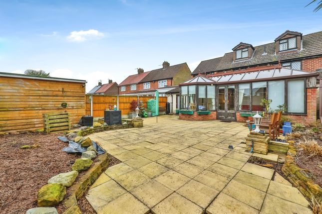 Larkfield Road, Nuthall, Nottingham NG16, 4 bedroom semi-detached house ...