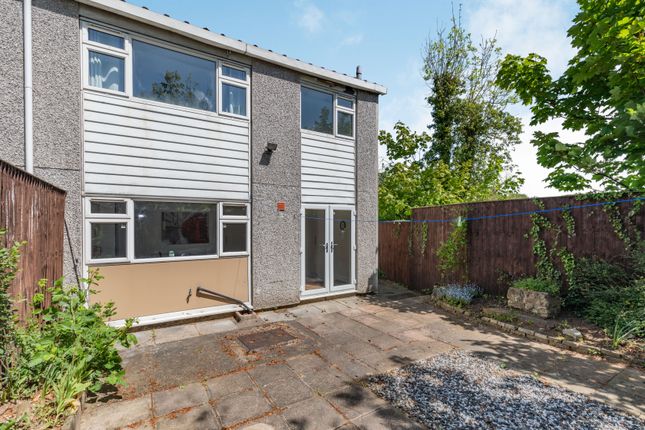 Queens Square, Pontefract, West Yorkshire WF8, 3 bedroom semi-detached ...