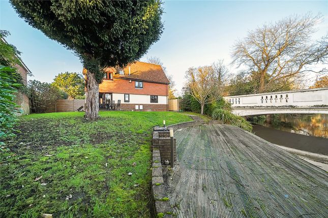 Broadmead Road, Old Woking, Woking, Surrey GU22, 4 bedroom detached ...