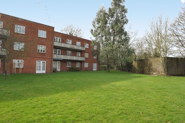 2 bed flat for sale in Garden Close, Ruislip Manor, Ruislip HA4 - Zoopla