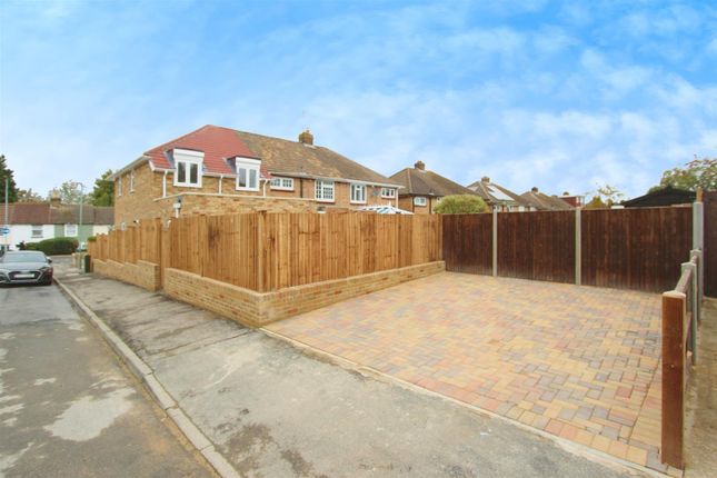 Maidstone Road, Rainham, Gillingham ME8, 3 bedroom end terrace house ...