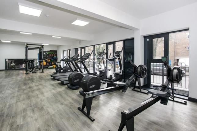 Unit 298, Spring Place Student Halls, 4 Dumfries Street, Luton LU1 ...