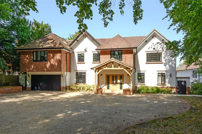 Houses for Sale in Lower Road, Fetcham, Leatherhead KT22 - Lower Road ...