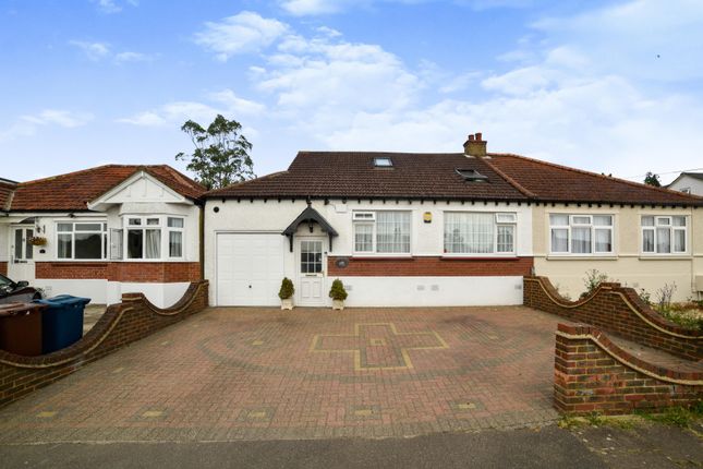 Houses For Sale In Pinner Hill Road Pinner Ha5 Buy Houses In Pinner