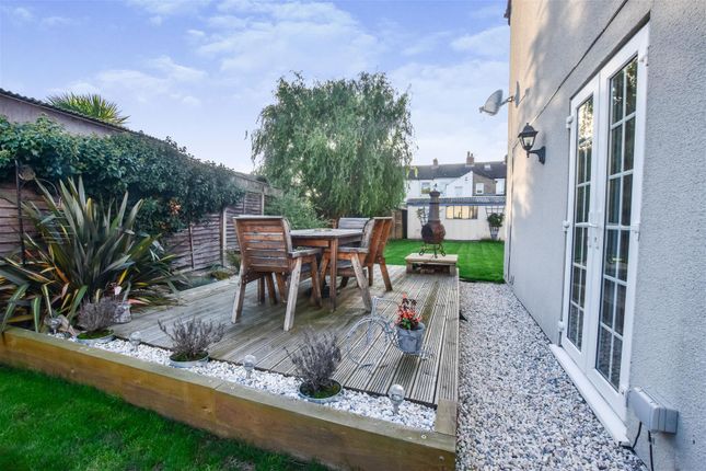 Pearts Arch, First Lane, Hessle HU13, 3 bedroom semi-detached house for ...