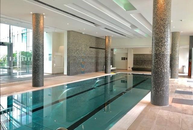 Pan Peninsula, East Tower, Canary Wharf, London E14, 2 bedroom flat to ...