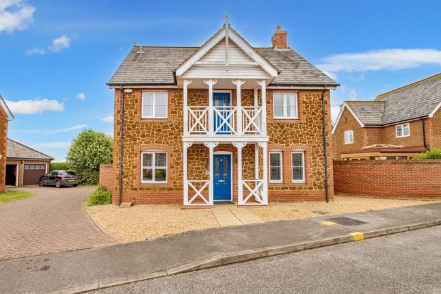 Campbell Close, Hunstanton PE36, 4 bedroom detached house for sale ...