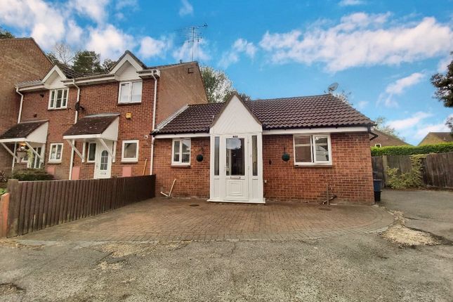 Homes for Sale in Telford Avenue, Stevenage SG2 - Buy Property in ...