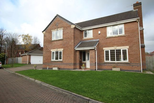 4 bed detached house to rent in Castle Hey Close, Bury BL9 - Zoopla