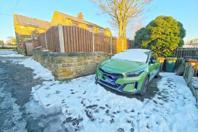 New Road, Staincross, Barnsley S75, 4 bedroom semi-detached house for ...