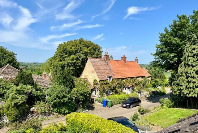 Mill Lane, Cogenhoe, Northampton NN7, 4 bedroom detached bungalow for ...