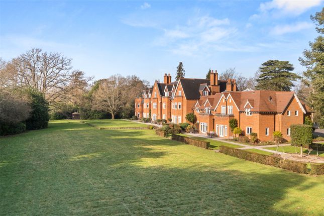 The Ridges, Finchampstead, Wokingham, Berkshire RG40, 2 bedroom flat ...