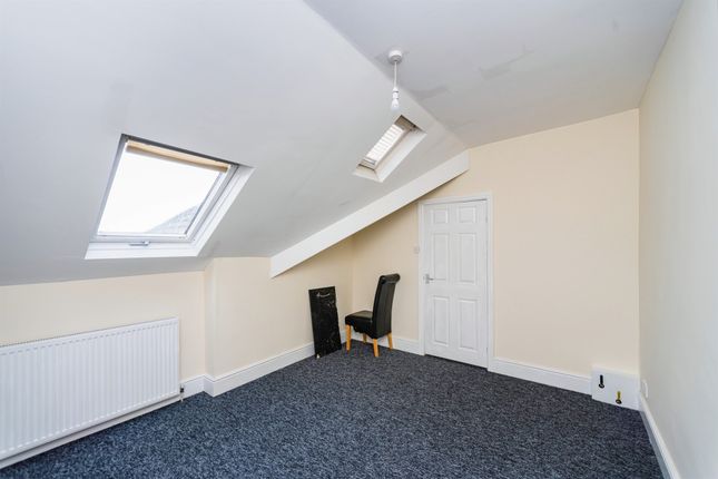Suffolk Place, Porthcawl CF36, 2 bedroom flat for sale - 62846044 ...
