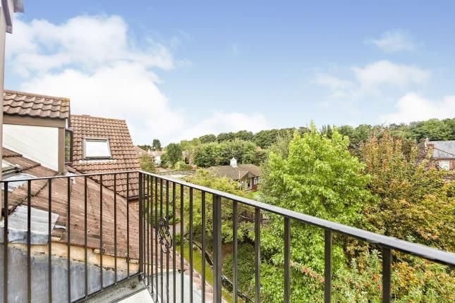 4 Bed Flat For Sale In The French Apartments Lansdowne Road Purley