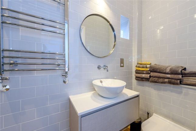 Glebe Place, London SW3, 2 bedroom flat for sale - 57345489 | PrimeLocation