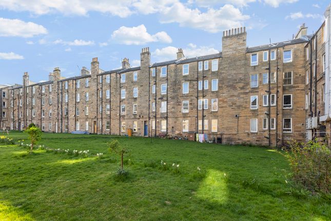 73 (Flat 9) Slateford Road, Shandon, Edinburgh EH11, 3 bedroom flat for ...