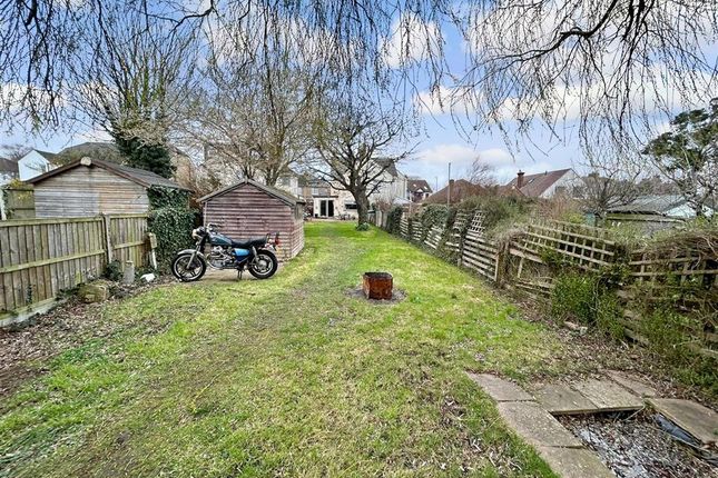Twydall Lane, Twydall, Gillingham, Kent ME8, 3 bedroom semi-detached ...