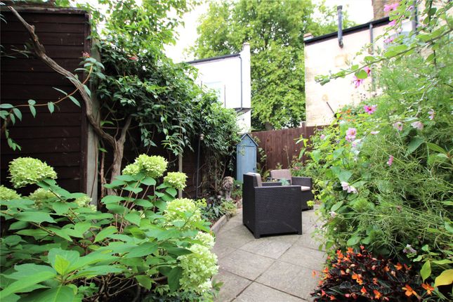 Timbercroft Lane, Plumstead Common, London SE18, 3 bedroom terraced ...