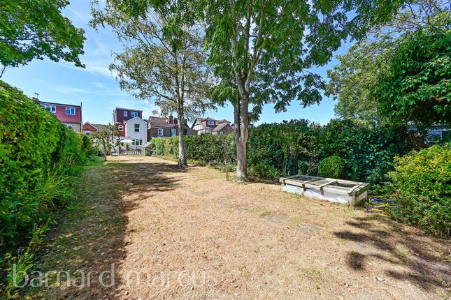 Homes for Sale in Merstham - Buy Property in Merstham - Primelocation