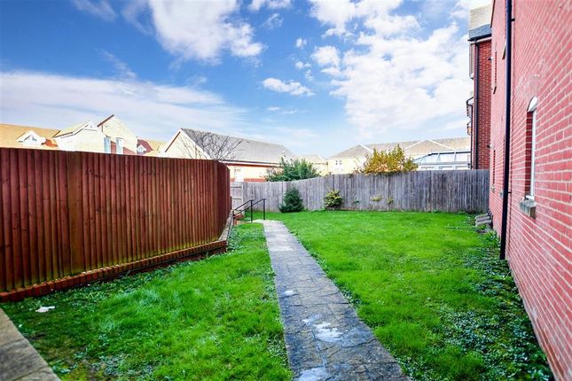 George Roche Road, Canterbury, Kent CT1, 2 bedroom flat for sale ...