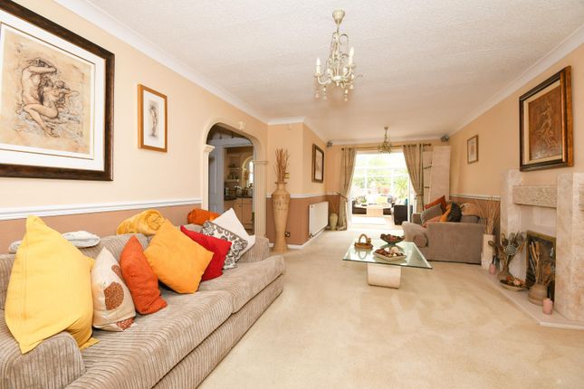 Springwood Street, Temple Normanton, Chesterfield, Derbyshire S42, 3 ...