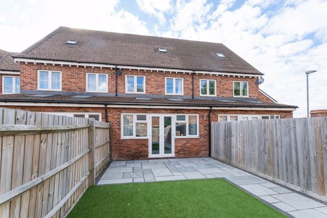 Kingside, Grove, Wantage OX12, 4 bedroom town house for sale - 62518968 ...